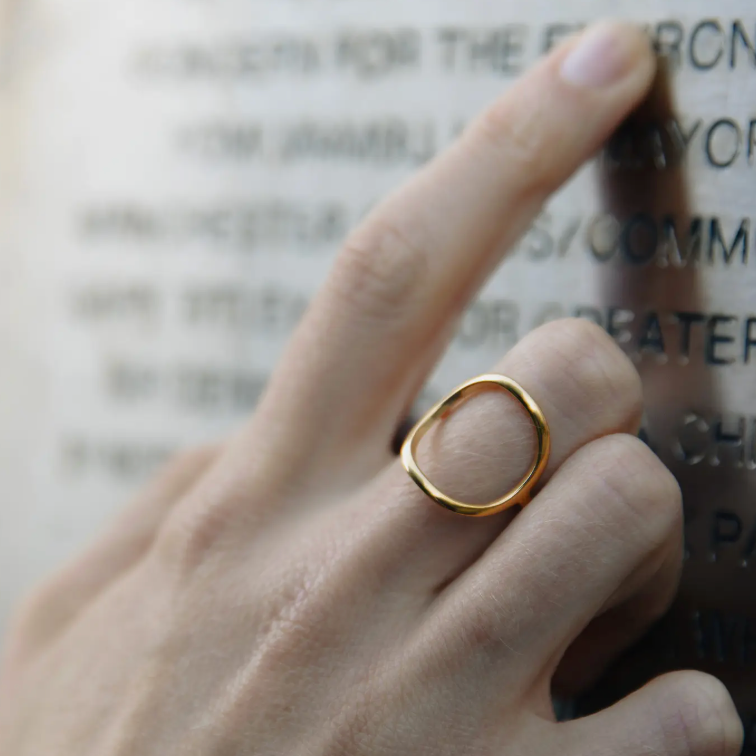 Nordic Muse Gold Abstract Circle Ring – The Consortium Winchester and Romsey Hampshire