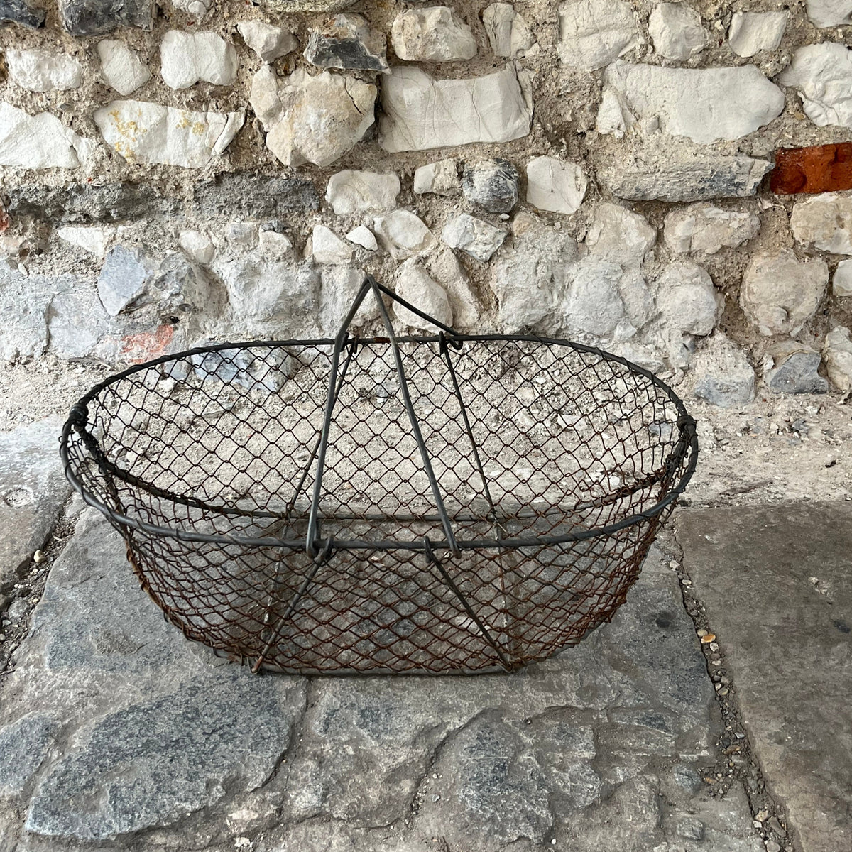 Mesh Basket – The Consortium Winchester and Romsey Hampshire